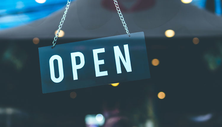 COVID-19 and Restaurants: 10 Ways To Stay Open With PPE Equipment